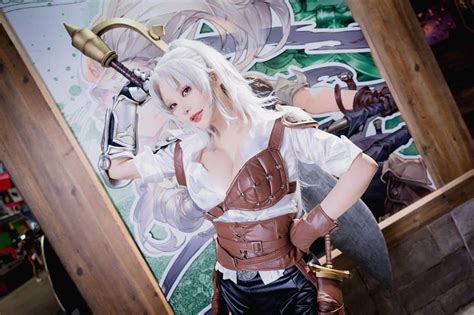 チロルさんのインスタグラム写真 チロルinstagram「鈴蘭の剣 ラヴィア 東京ゲームショウでは沢山の方に来て頂けてとても嬉しかった