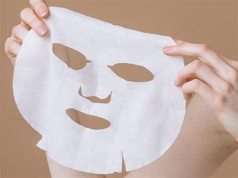 皮肤干燥泛红怎么办？如何调理肤质改善皮肤屏障受损问题？绽妍三重蛋白面膜可以解决这些问题吗？修护面膜到底管用吗？ 知乎