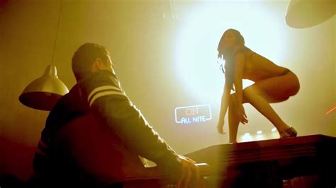 Naked Michelle Maylene In The Ropes