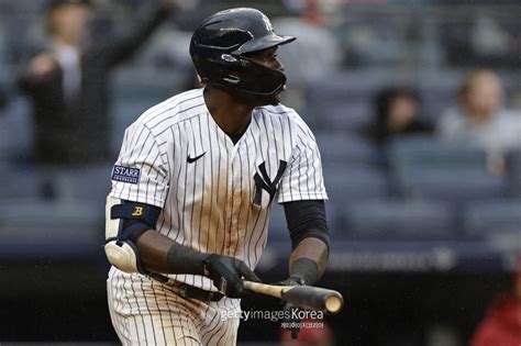 중견수 구합니다 페라자 포기한 한화 플로리얼 노린 Npb보다 더 빨랐다 Is 포커스