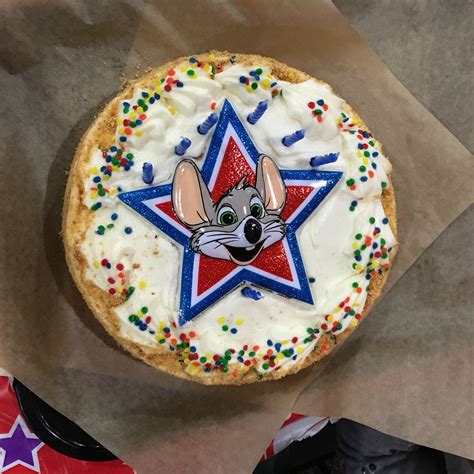 Chuck E Cheese Birthday Cake Ideas Kapalama Eats Chuck E Cheeses