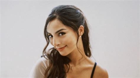 FOTOS María Chacón cautiva con bikini de hilo estilo animal print desde la alberca El