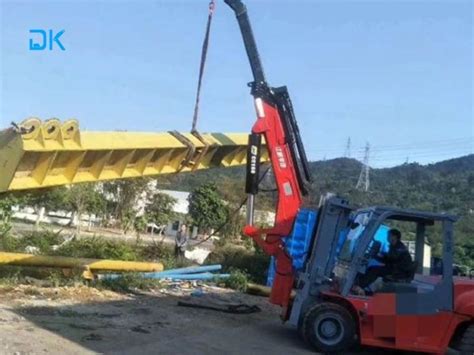맞춤형 지게차 장착 크레인 제조업체 공급 업체 공장 저렴한 가격 지게차 장착 크레인 Clw 그룹