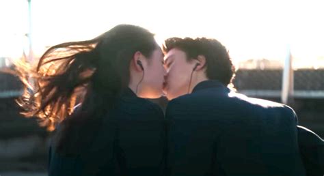 First Love 歌詞｜《first Love 初戀》主題曲中文歌詞對照、意思