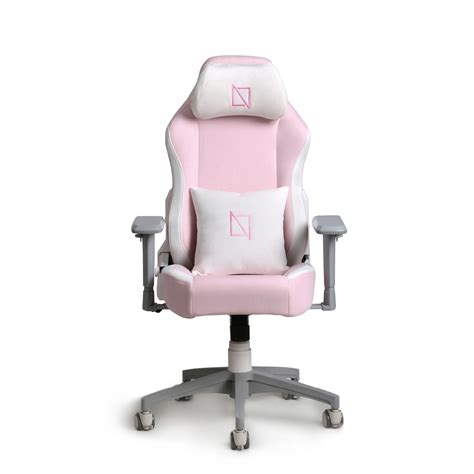 APEX JUNIOR Dubai NAVO