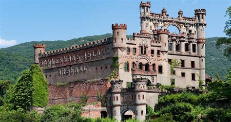 Explore New Yorks Bannerman Castle In 28 Photos