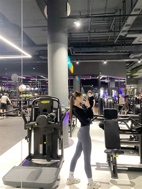 Pinterest в 2024 г Спорт Спортзал Спортивная девушка