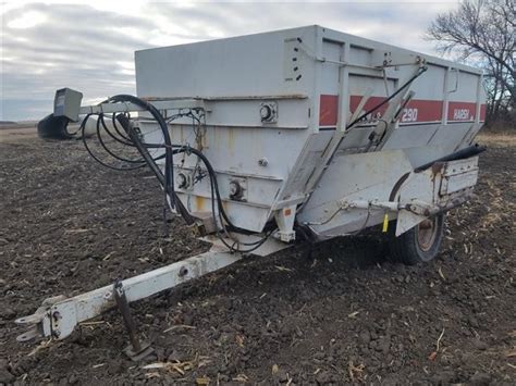 Harsh 290 Mixer Feed Wagon Bigiron Auctions
