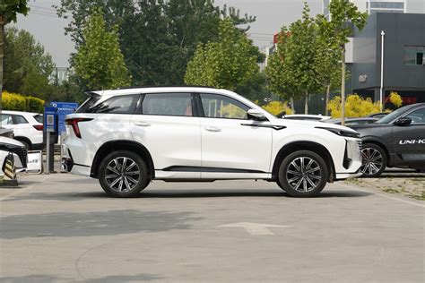【长安cs75plus第三代 1 5t 领航型正侧车头向右水平图片 汽车图片大全】 易车