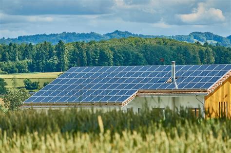 Rooftop Solar Vs Utility Scale Solar Pros And Cons