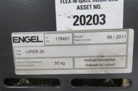 Engel Used Viper 20 Servo Robot 300 800 Ton Yr 2011 Zag Equipment