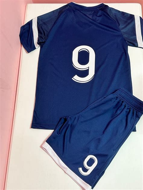 Сагс воллейболын өмсгөл худалдаа Шинэ загварын сагсан бөмбөг гар бөмбөгийн өмсгөлүүд бэлэн