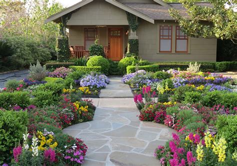 15 Unique Flower Bed Ideas For Lawn Lovers Greengold Landscaping