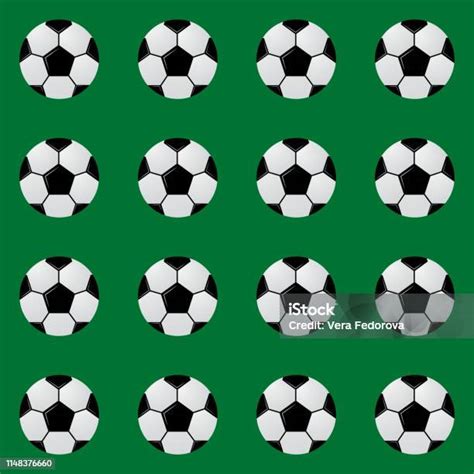 녹색 완벽 한 패턴에 검은 색과 흰색 축구 공 축구 벡터 배경입니다 스포츠 레크리에이션 테마 만화 스타일 일러스트입니다 디자인 프로젝트에 대 한 템플릿을 쉽게 편집 할 수