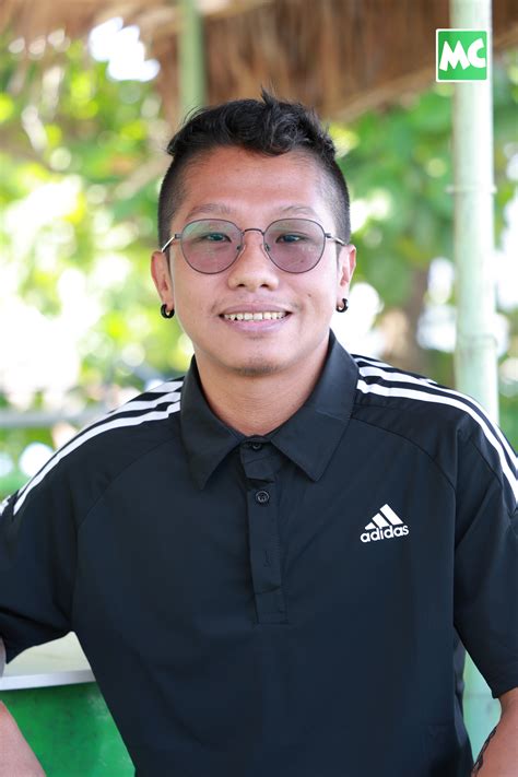 ၉ နှစ် ကျော် လက်တွဲခဲ့တဲ့ ချစ်သူနဲ့ လမ်းခွဲခဲ့တဲ့ ဂျိုးလေး