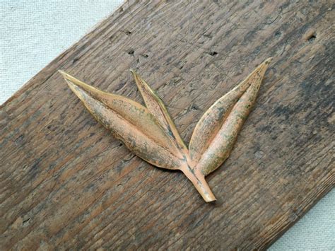 【葉拓系列 竹葉單支】手染皮革植物自然系限量款 設計館 手作樂空間｜母女皮革工作室 鑰匙圈鑰匙包 Pinkoi