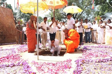 බොක්කාවල වෑවල ශ්‍රී ඉසිපතනාරාම ස්වර්ණ විහාරස්ථානයේ අභිනවයෙන් ඉදිකිරීමට නියමිත චෛත්‍යයේ මංගල