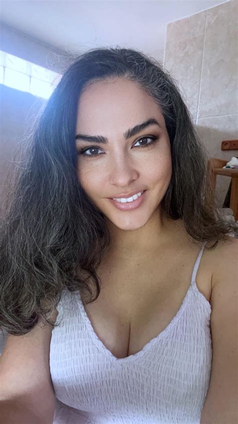 Some Say Latinas Are Too Fun Sexy