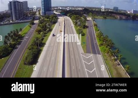 Julia Tuttle Causeway Stock Videos And Footage Hd And 4k Video Clips Alamy