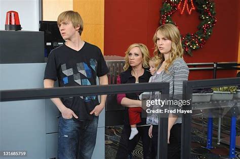 The Cast Of Good Luck Charlie Photos And Premium High Res Pictures