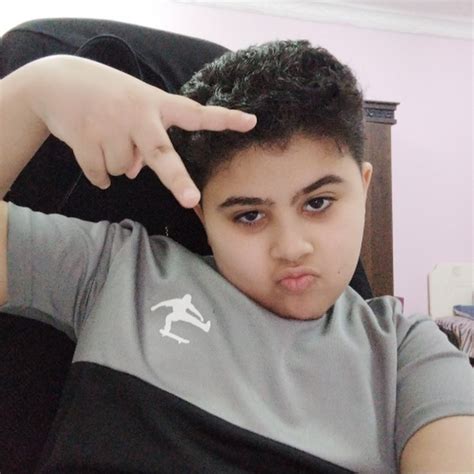 عمر محمد حسني حسن Youtube