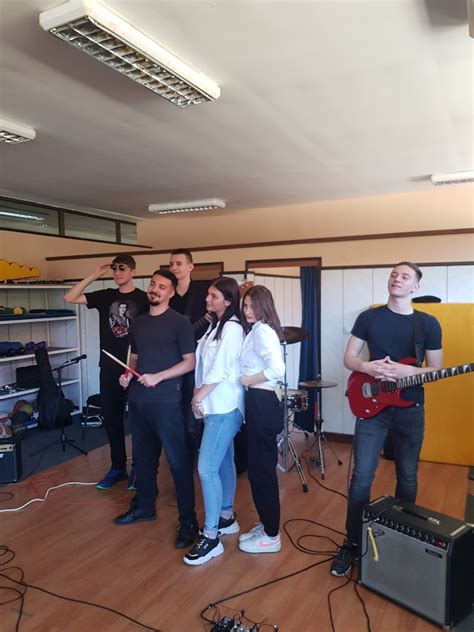 Почетна Економска школа Бијељина