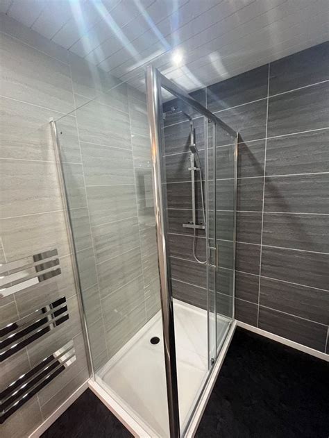 Valencia Ultimate Tile Effect Bathroom Cladding