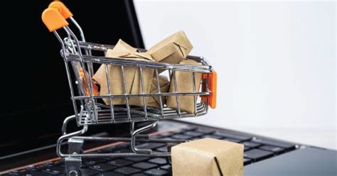 이슈분석 온라인쇼핑 각자도생 위한 錢의 전쟁