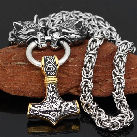 King Chain With Twin Wolf Heads And Gold Trimmed Mjolnir Pendant Valhalla Vikings