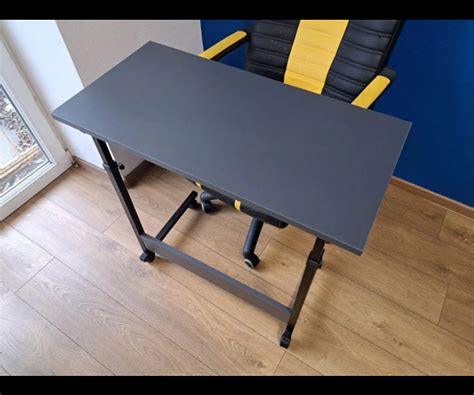 Столик з регулюванням висоти на коліщатках 80х40см Drom Сірий з чорнми ніжками для ноутбука