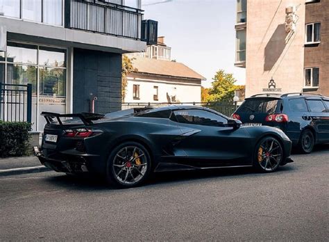 В Україні стрімко зростає кількість свіжих спорткарів Corvette C8 (фото ...