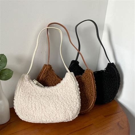 뽀글이 양털 퍼 반달 미니 숄더백 호보백 겨울가방