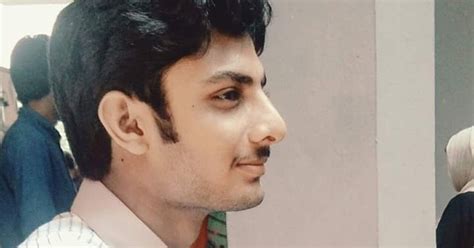 Introduction Of Yasir Munir ~ The Shipshapes Of World