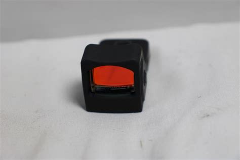 Trijicon Rmrcc Mini Reflex Sight 3 25 And Case Property Room