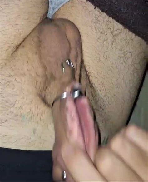 Cumming Through Sounding Device