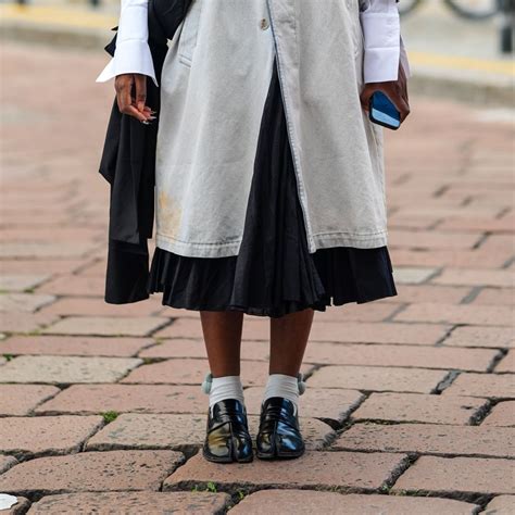 Loafer Outfits Are Getting A Vibe Shift—see How It Girls Are Styling