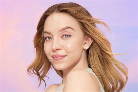 Sydney Sweeney Biography Height Weight Age Movies Husband Family Salary Net Worth Facts