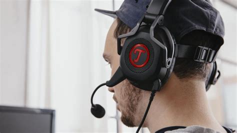 بهترین وسایل گیمینگ موبایل راهنمای خرید و معرفی بهترین محصولات تهران جانبی