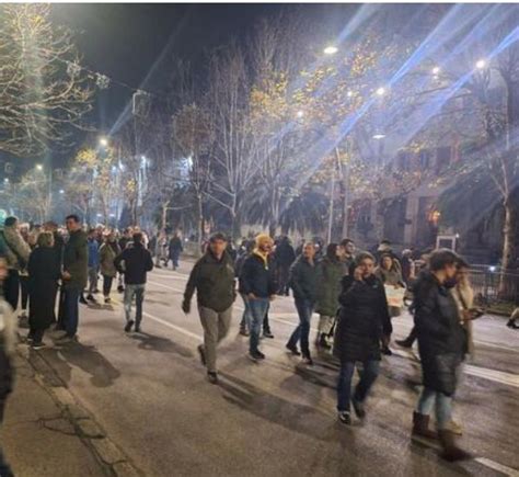 Отпор диктаторском режиму у Црној Гори Грађанска непослушност Дебакл ДПС протеста