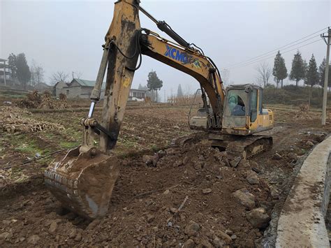 贵州七星关区：建设高标准农田 让“粮田”变“良田”道路项目机耕