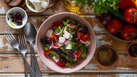 What To Know About The Mediterranean Diet Ranked Best Diet For 8th Year In A Row Abc Audio
