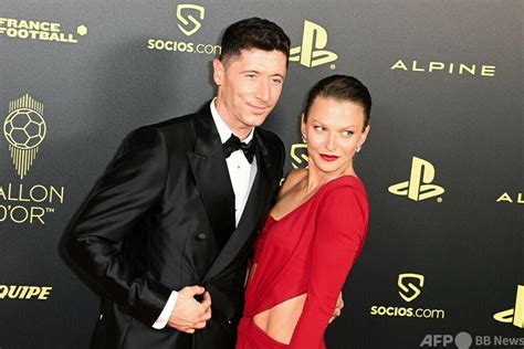 レワンドフスキがゲルト・ミュラー・トロフィー受賞 2年連続 写真6枚 国際ニュース：afpbb News