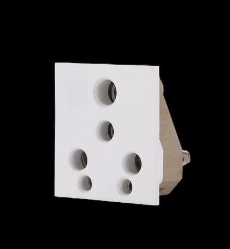 16 Amp Socket At Rs 38 00 Piece In Rajkot Id 2851555319530