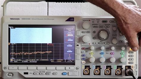 Spectrogram In The Tektronix Mdo3104 Digital Storage Oscilloscope Youtube