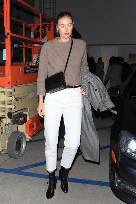 Maria Sharapova In A White Pants Arrives At Takashi Murakami Exhibition