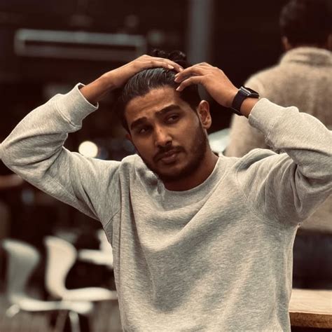 Linu Linus Linu01 On Threads