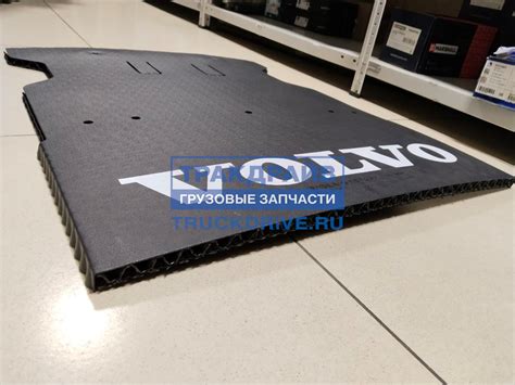 Брызговик задний Volvo FH4 FM4 оригинальный 21124669 VOLVO купить недорого