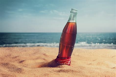 Nude Coke Kiko César