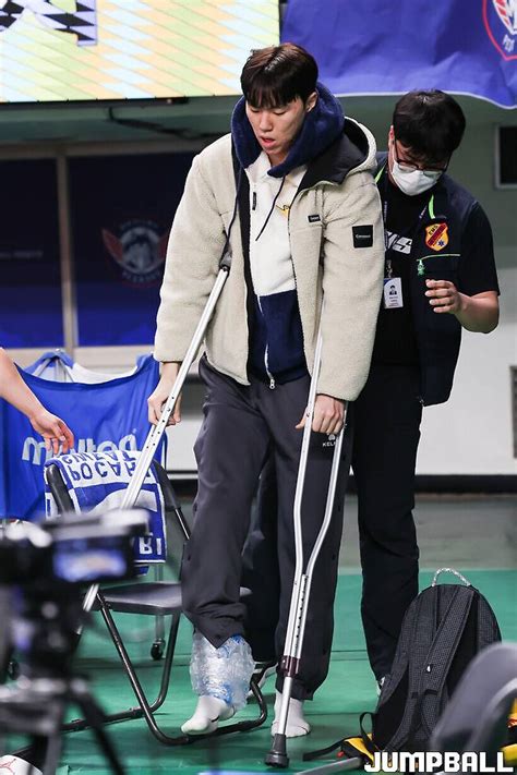 부상 발목 다친 이우석 인대 부분 파열 6주 진단