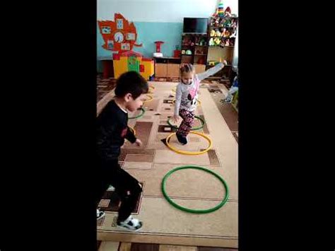 Подвижная игра "Шире шагай" - YouTube